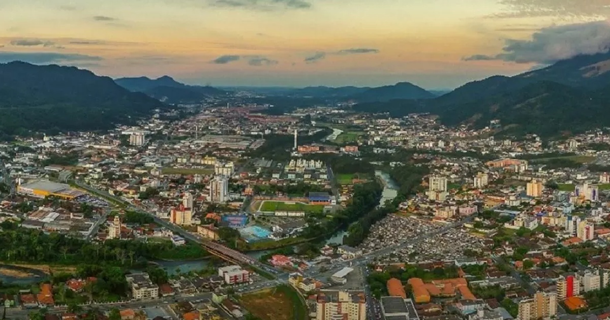 SC é o 2º estado com mais bilionários do país; a maioria deles são da ...